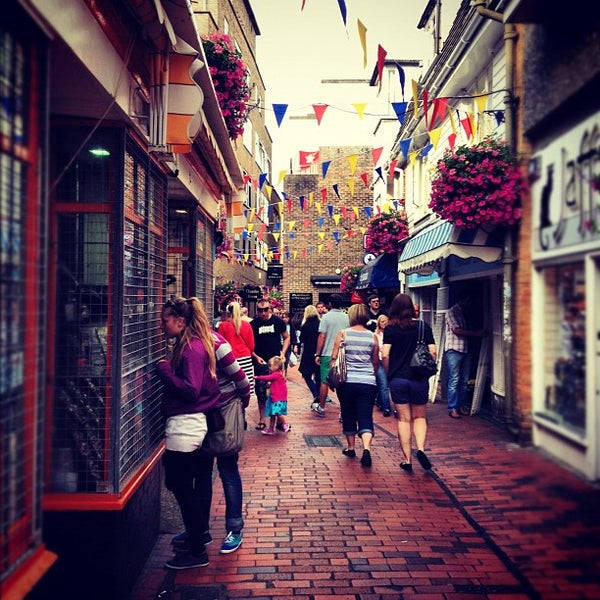 The Lanes - The Lanes - Albert St