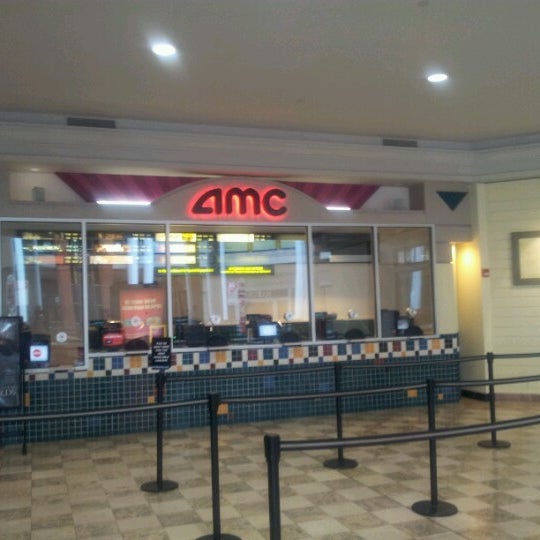 Photos at AMC Phipps Plaza 14 - North Buckhead - Atlanta, GA