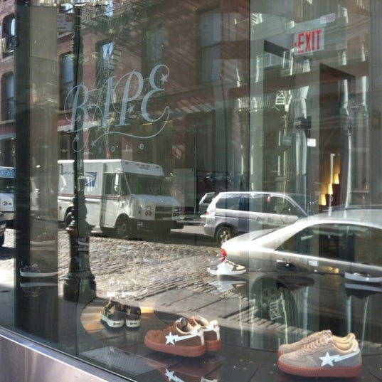 BAPE Store - SoHo - 8 tips