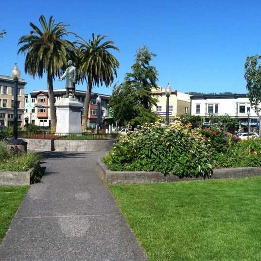 Arcata Plaza - Plaza