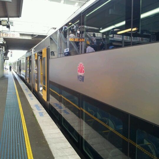 Ashfield Station - Inner West - Brown St