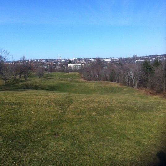 Ashburn Golf Course - Golf Course in Fairview