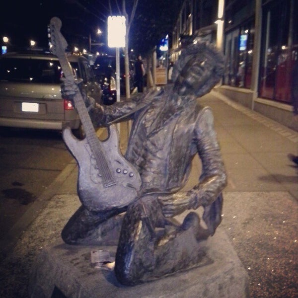 Jimi Hendrix Statue - Capitol Hill - 10 tips from 1216 visitors