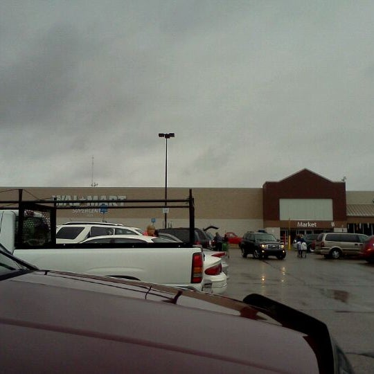 Photos at Walmart Supercenter - Big Box Store in Caro
