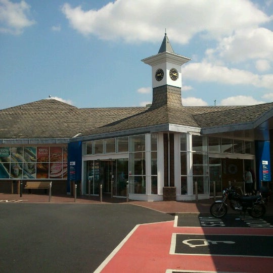 Tesco - Supermarket