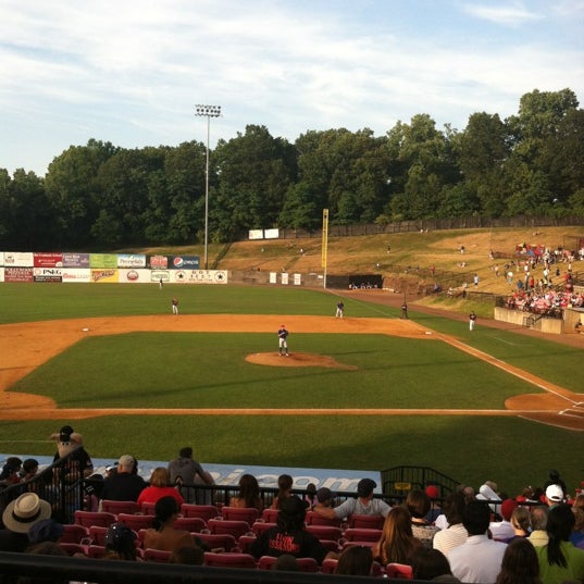 Yogi Berra Stadium & Museum - 27 Clove Rd