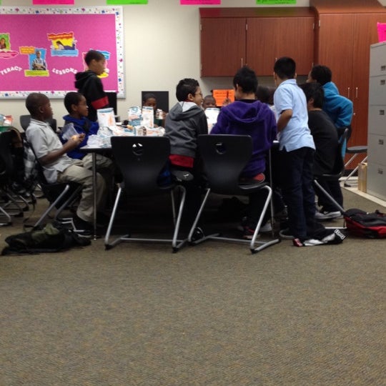 Deer Run Elementary School - Elementary School