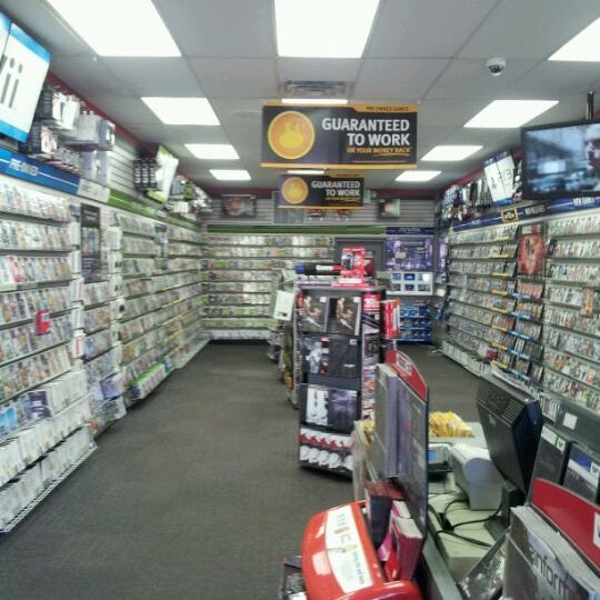Photos at GameStop - Charles Village - Baltimore, MD