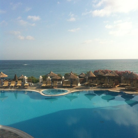 Alexander Beach Hotel & Village - Hotel in Crete