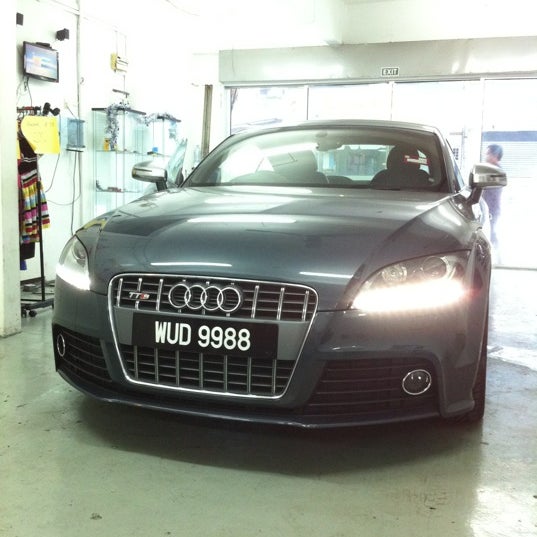 Kedai Car Tinted Kereta - Petaling Jaya, Selangor