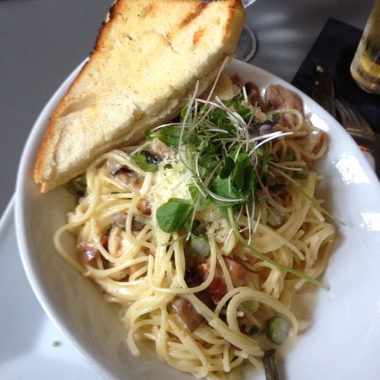 Big Fish, Steak and Lounge - Sarnia, ON