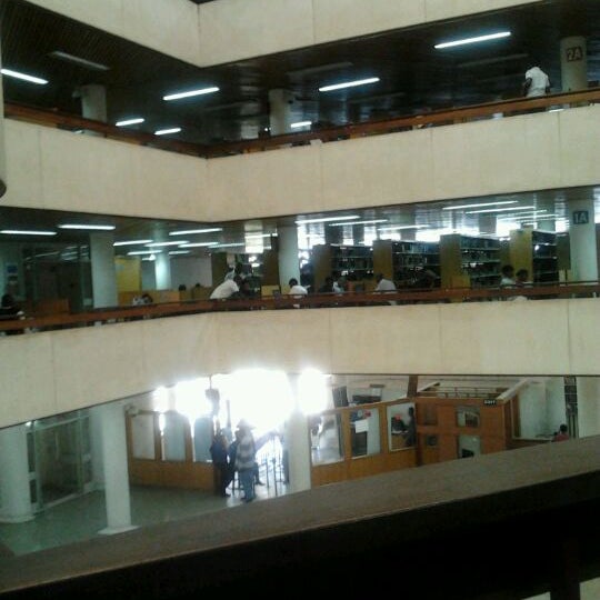 Jomo Kenyatta Memorial Library - Nairobi Central Business District ...