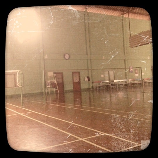 Photos at Badminton Court Yen Akat - Badminton Court