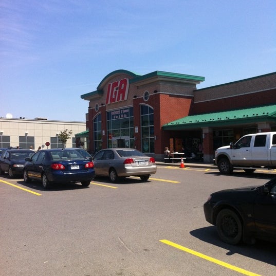 IGA Marché Poulin - Grocery Store in Québec