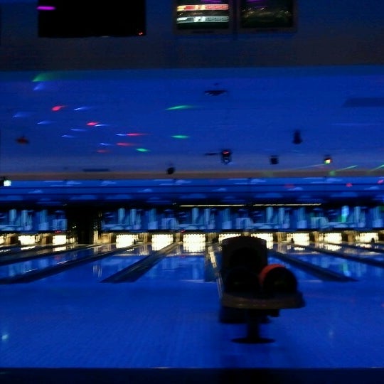 Bowlerama (Bayfield Mall) - Bowling Alley in Barrie