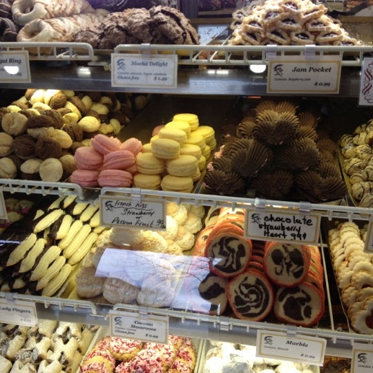 Casa del Pane Bakery & Deli - Bakery