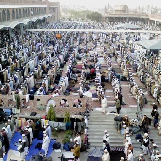 Madrasah Arabiah Darul-Uloom Raiwind - Mosque in Raiwind