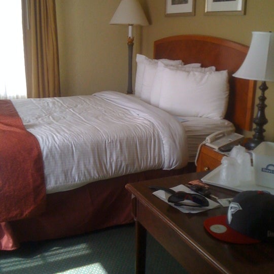 Photos at Days Inn Miami Airport North - 4767 N.W. 36th St.