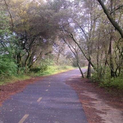 American River Bike Trail - Lake Natoma - Trails in Folsom