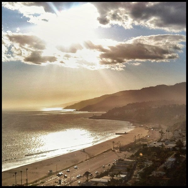 Palisades Cliff (coastview) - Pacific Palisades - Los Angeles, CA