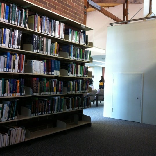 Photos at WSU Library - 2 tips from 39 visitors