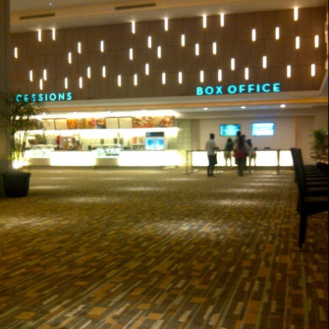 Solo Square XXI - 112 tips from 6659 visitors