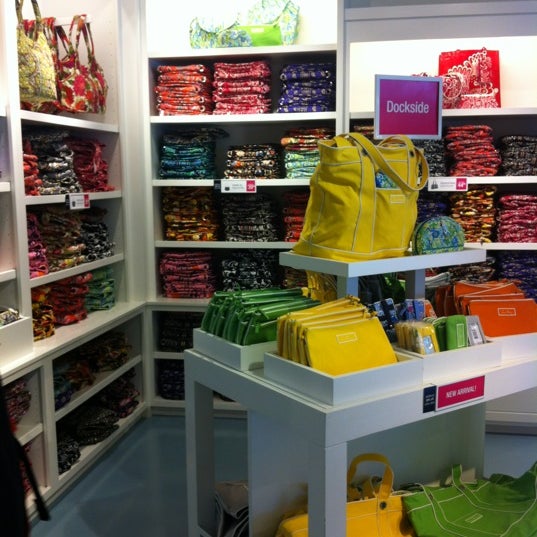 Vera Bradley Factory Outlet - Central Valley, NY