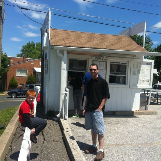 Elizabeth and Zyggie's Snowball Stand - 2501 Putty Hill Ave