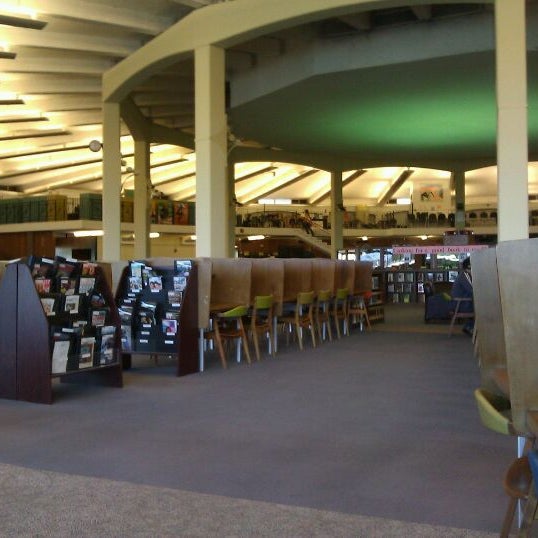 Chabot College Library - College Library in Mt. Eden