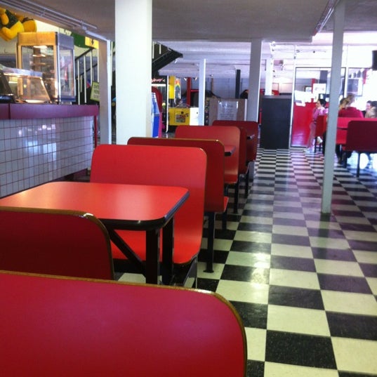 Family Fun Center (Now Closed) - Central Omaha - 7052 Dodge St