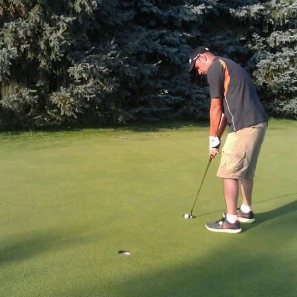 Edgewater Golf Course - Golf Course in Minerva