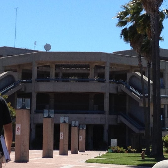 Mission College - Community College