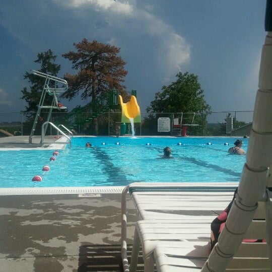 Carlisle Family Aquatic Center - Carlisle, IA