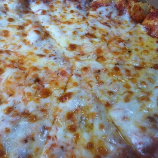 Assante's Pizza - The Fan - 3 tips from 136 visitors