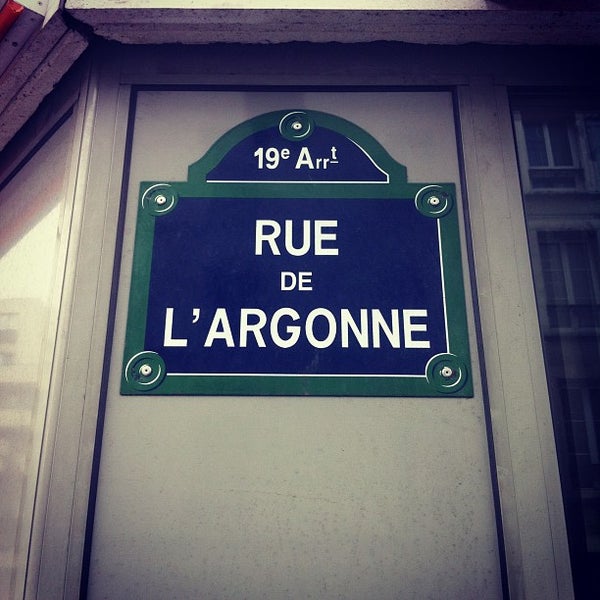 Photos at Métro Corentin Cariou [7] - 2 avenue Corentin Cariou