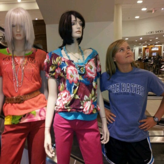 Belk - Department Store in Hickory Valley - Hamilton Place