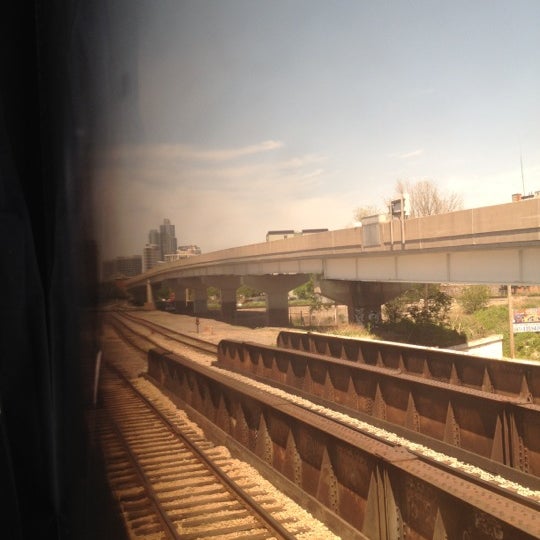 Amtrak 301 Lincoln Service - Train in Chinatown