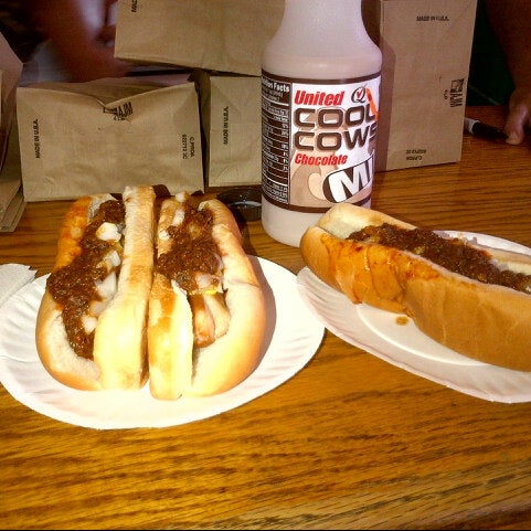 Yann's Hot Dogs - 300 Washington St