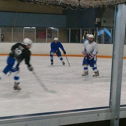 Photos at Paramount Iceland - Skating Rink in Paramount