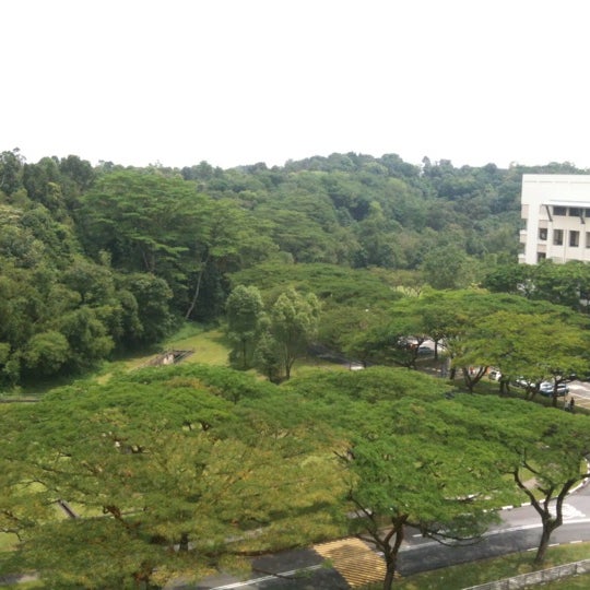 LT20 @ NTU North Spine - West Region - Block N2 N2-B2A-01