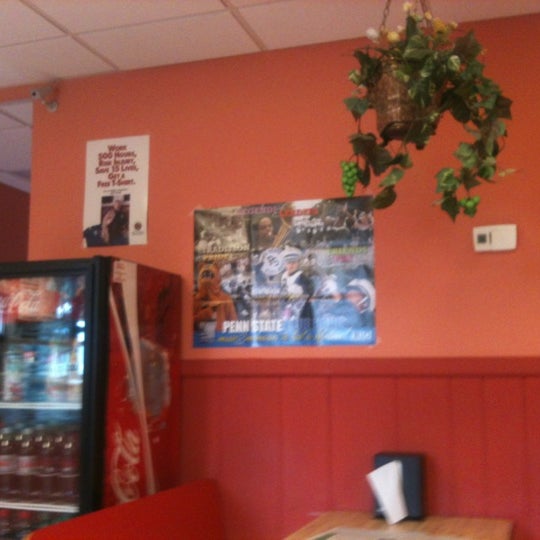 Margarita's Pizzeria - 222 W Beaver Ave