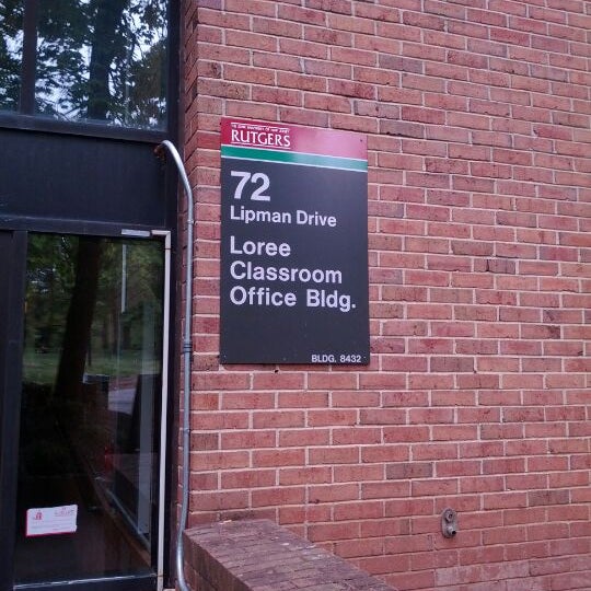 Loree Hall's Instagram, Twitter & Facebook on IDCrawl