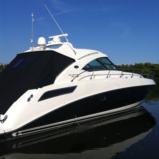MarineMax Clearwater - 1 tip