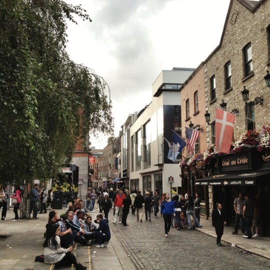 Photos at Temple Bar Square - Temple Bar - Dublin, Dublin City