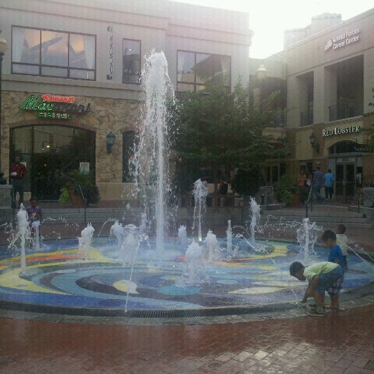 Downtown Silver Spring Fountain - Fountain in Silver Spring