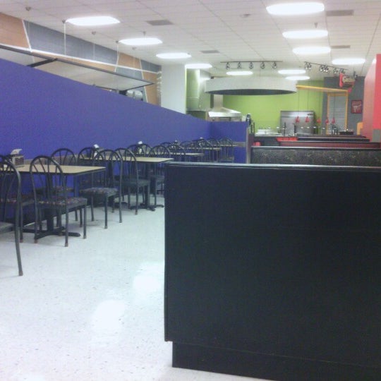 Photos at Reber Thomas Dining Hall - College Cafeteria in Liberty ...