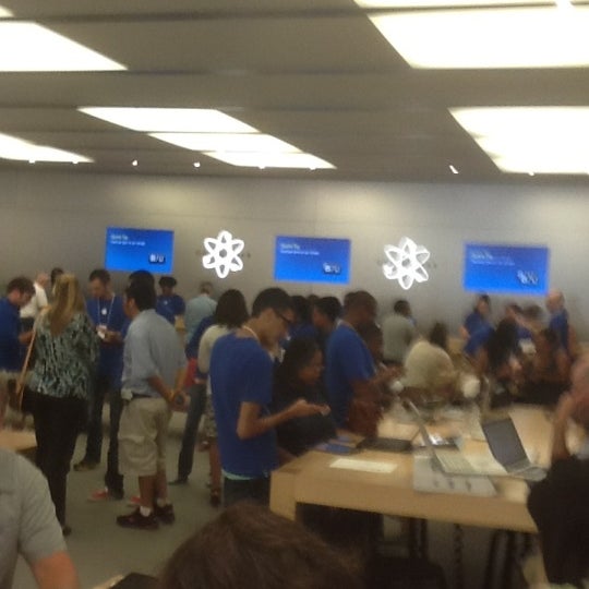 Photos at Apple Lenox Square - Electronics Store in Atlanta
