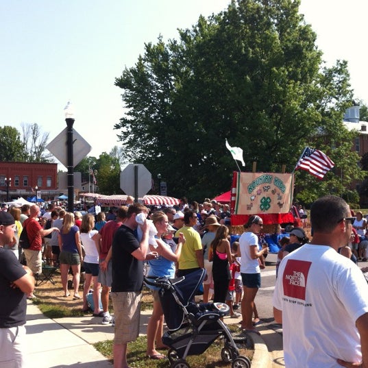 Sunbury Town Square - Sunbury, OH