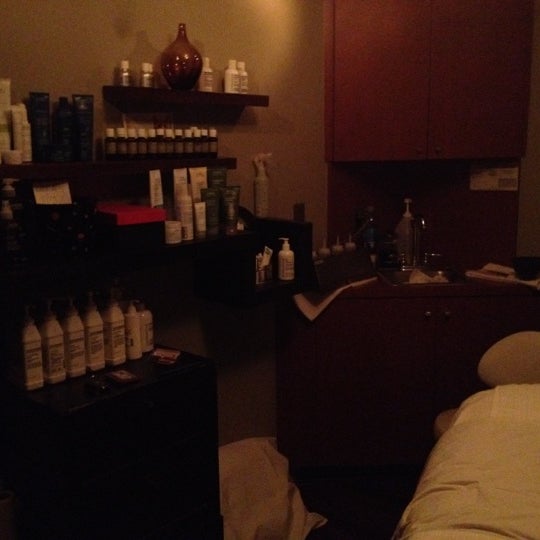 Carlton Hair Salons - Carmel Valley - 3 tips from 70 visitors