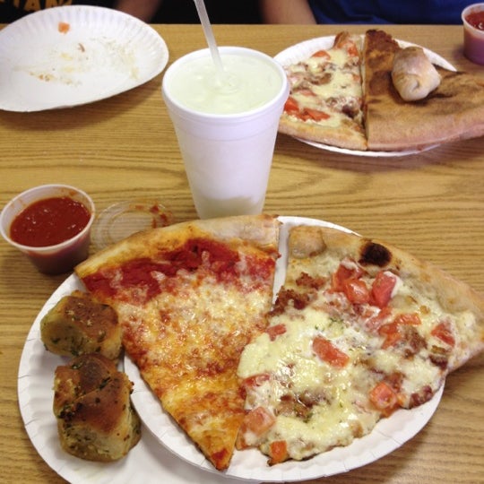 Anna Maria's Pizzeria - 8 tips from 216 visitors